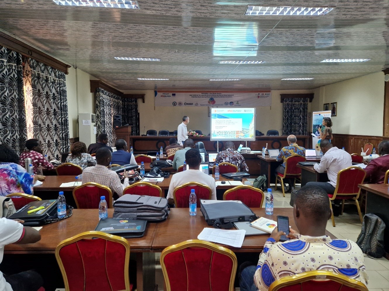 Training One Health stakeholders in Yaounde to strengthen surveillance ...