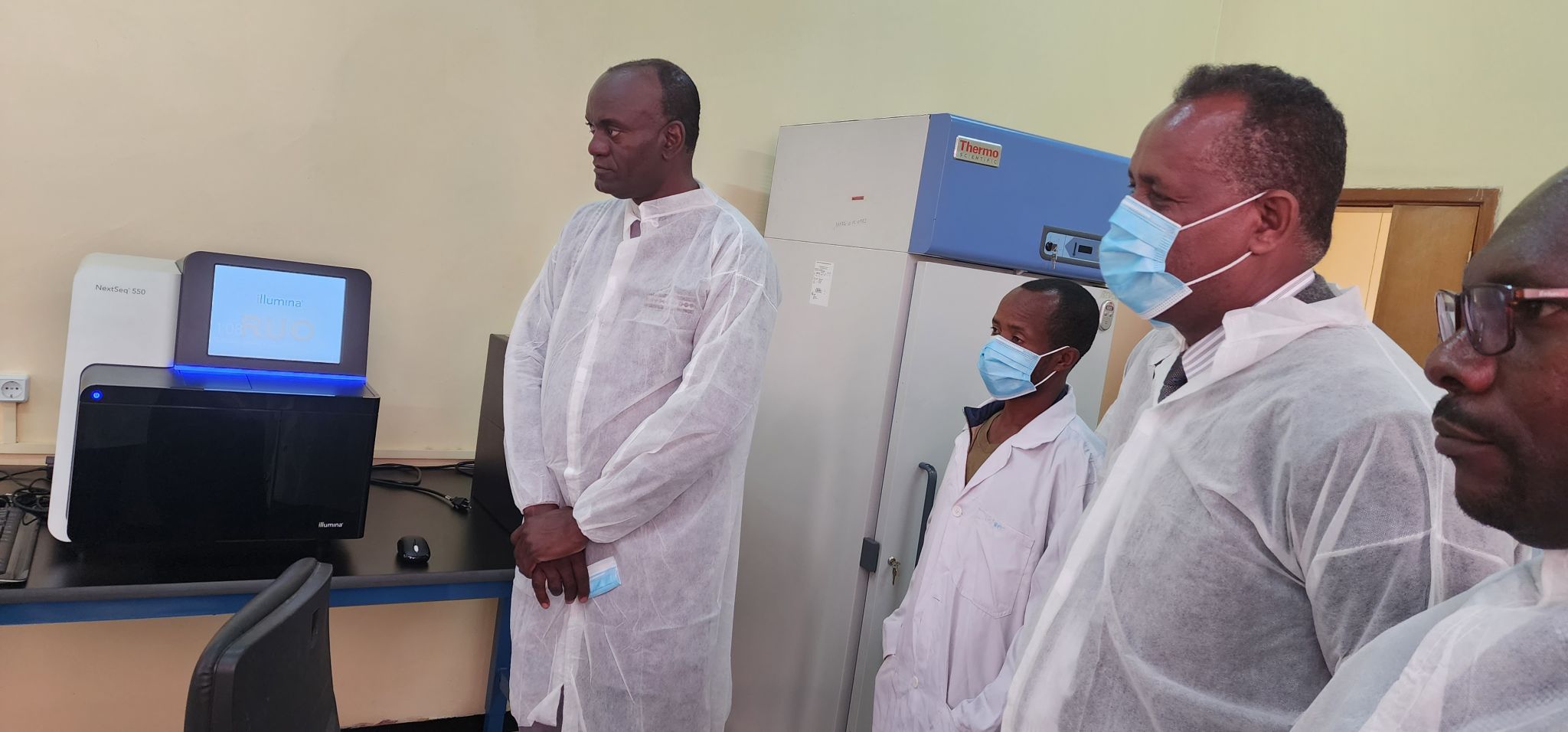 WOAH wraps up the twinning project on rabies between South Africa and ...